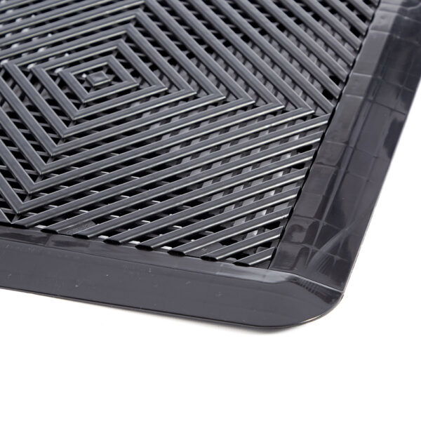 Male Ramp Edge | VentLock™, CoinLock & BaseLock